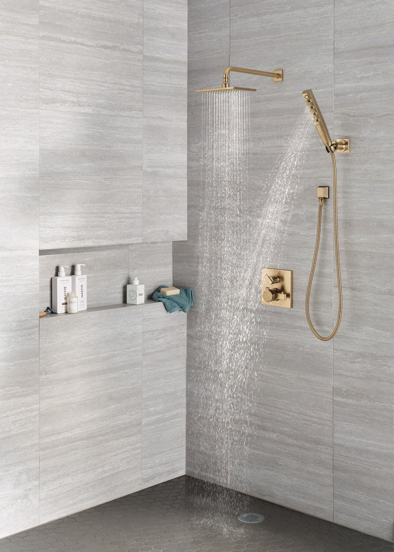 Delta Universal Showering Components: Single Setting Overhead Showerhe